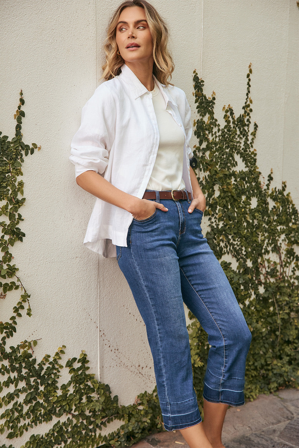 Adrift Denim Cropped Straight Leg Jeans in Navy - Cotton Spandex Blend