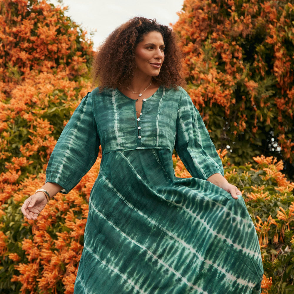 Smart Casual Dress Code for Women: Dos, Don'ts, and Must-Haves